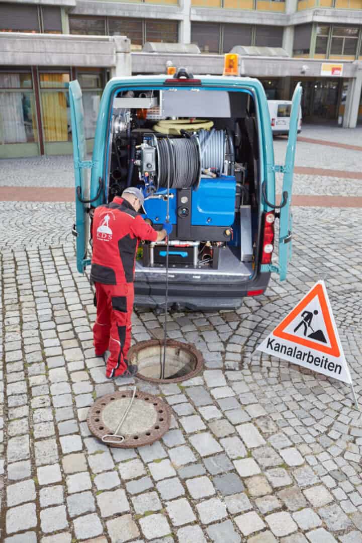 Abfluss- & Kanalreinigung mit KDS Reiner GmbH – Ihre Kanalexperten